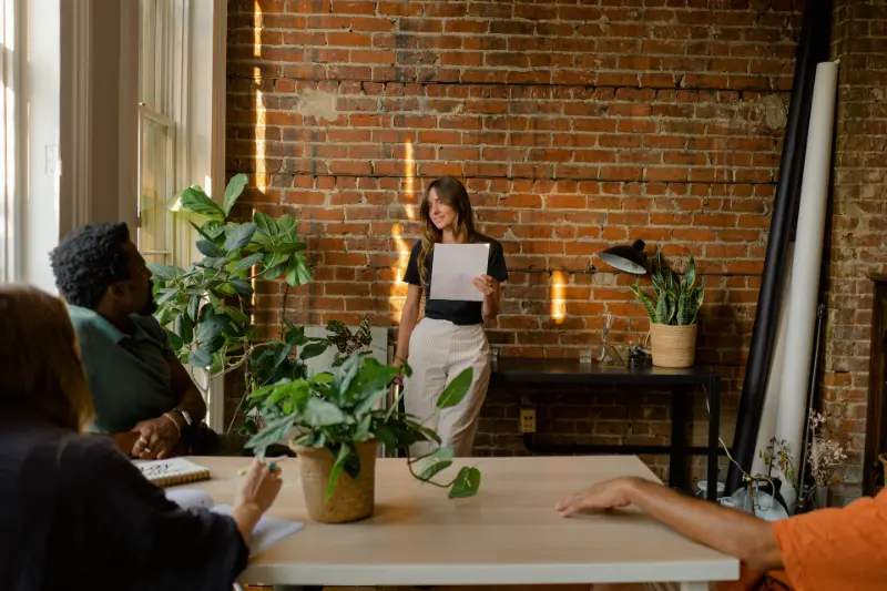 Liderança Carismática: inspire e influencie com carisma